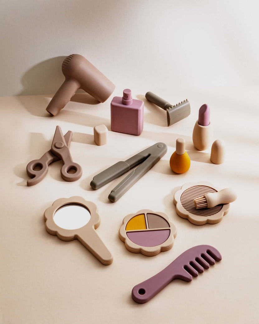 Drew Beauty Play set - Maison Rue Silicone Pretend Play Make Up Set
